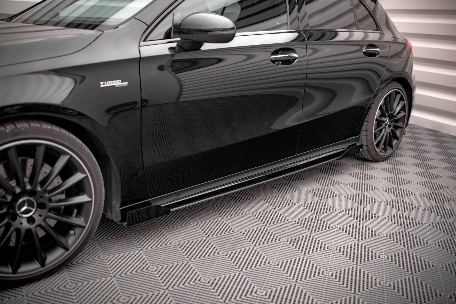 Street Pro Sidokjolar Diffusers + Klaffar Mercedes A35 Amg / Amg-line ...